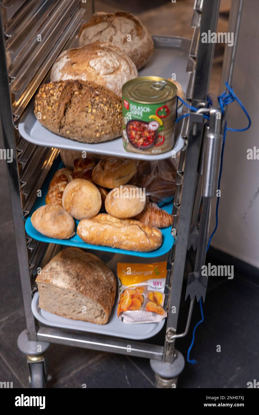 Fair divider hi-res stock photography and images - Alamy