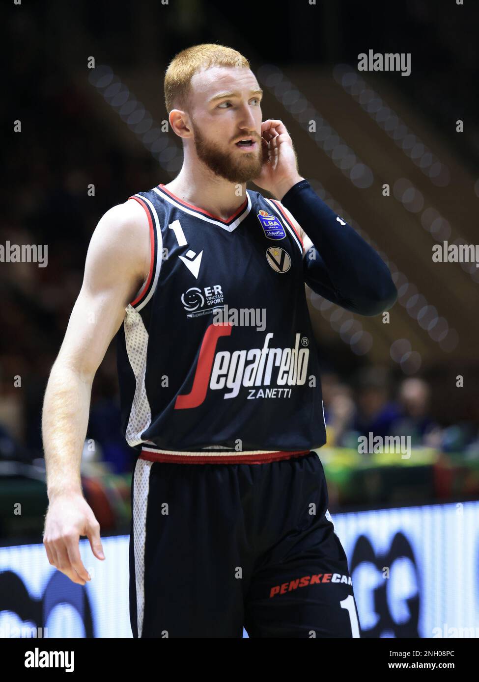 Italian basketball cup men final eight hi-res stock photography and ...