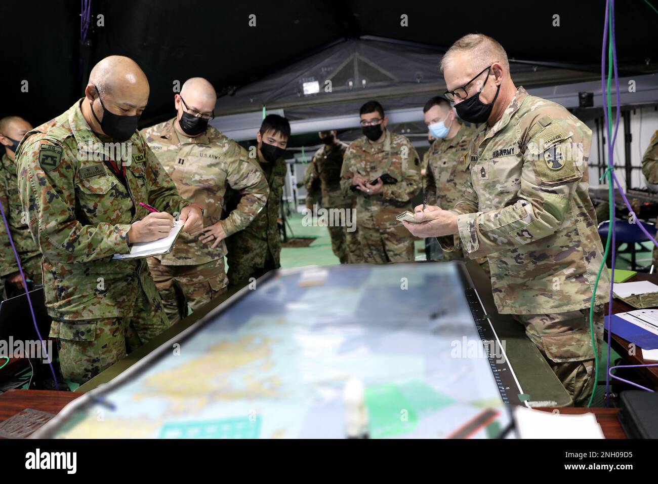 U.S. Army Soldiers from the 206th Digital Liaison Detachment, 412th ...