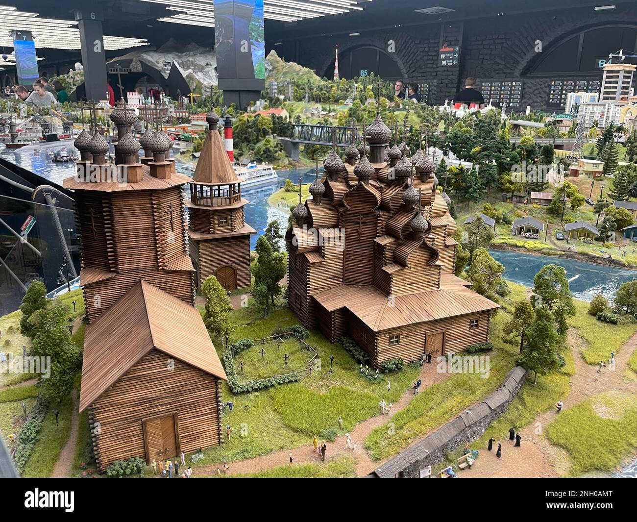 Detailed model of different cities on the planet earth Stock Photo - Alamy