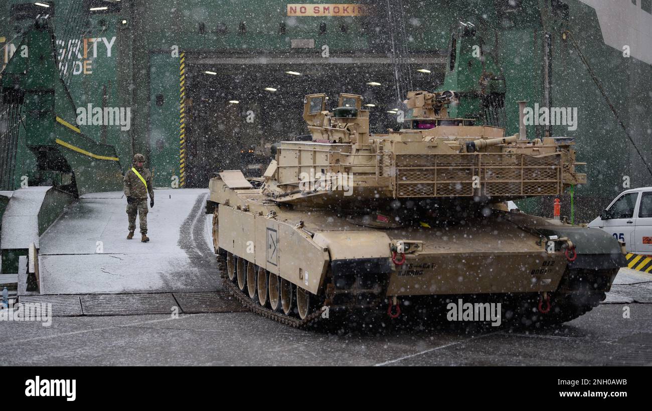 Soldiers assigned to the 80th Movement Control Team, 330th ...