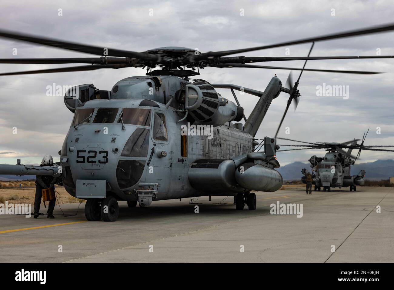 Two U.S. Marine Corps CH-53E Super Stallion from Marine Heavy ...