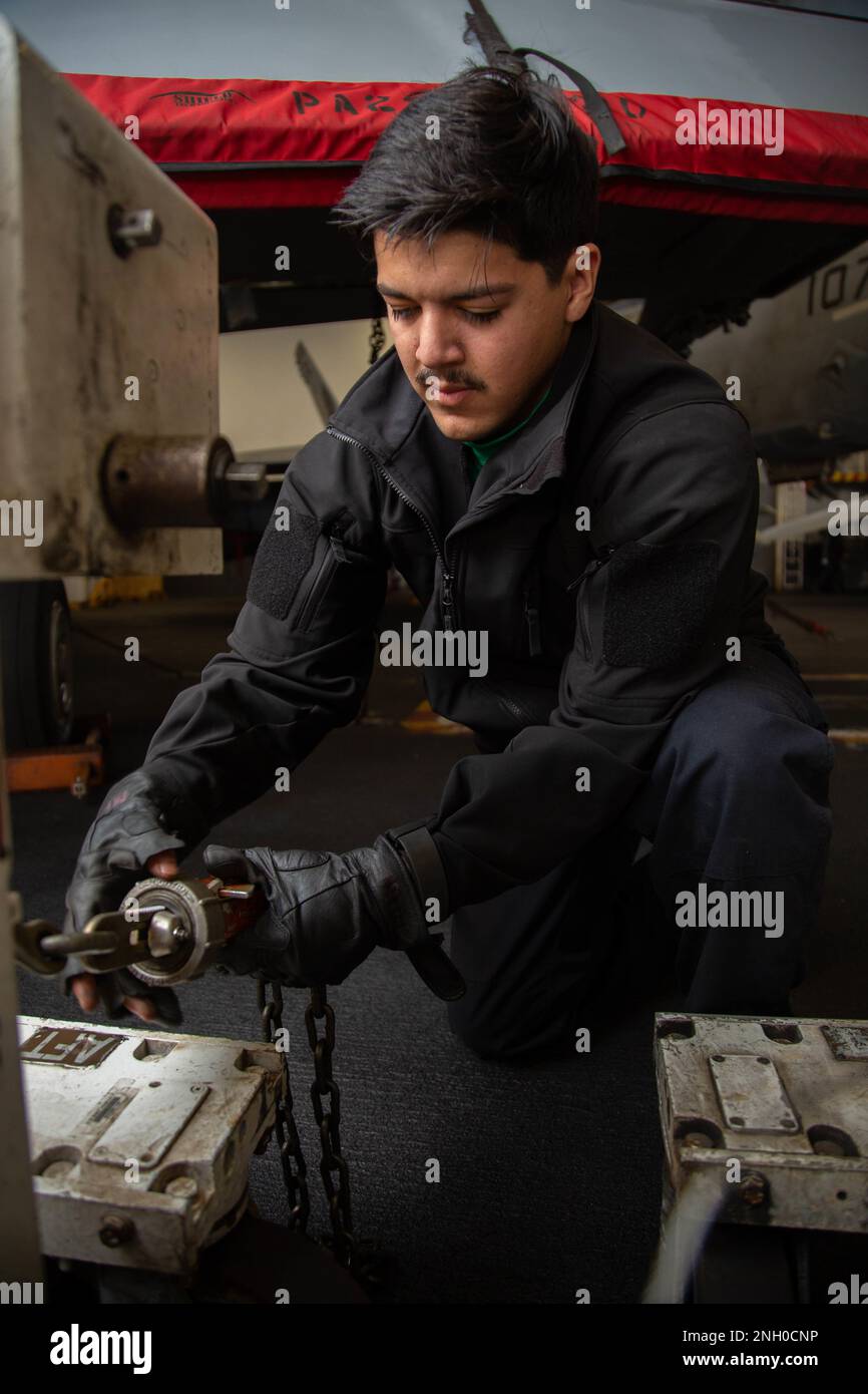 221203-N-ON253-1024 PACIFIC OCEAN (Dec. 03, 2022) Aviation Machinist's ...