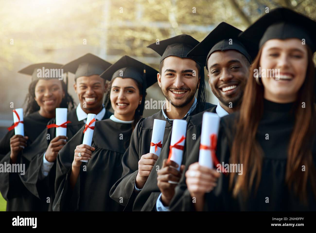 The closing of one chapter, the start of another. Portrait of a group ...