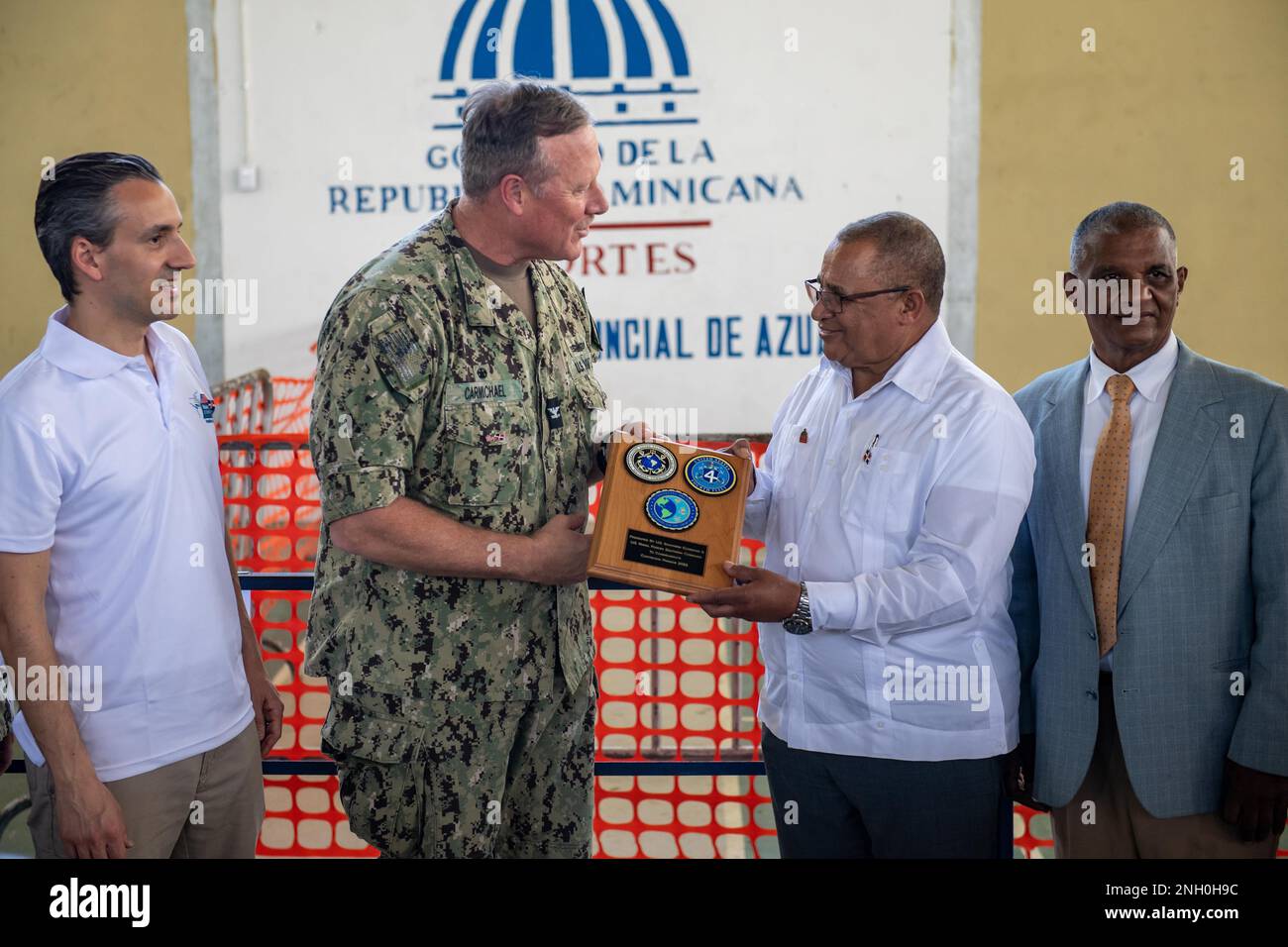 221204-N-LP924-1183 AZUA, Dominican Republic (Nov. 4, 2022) Capt. Bryan ...