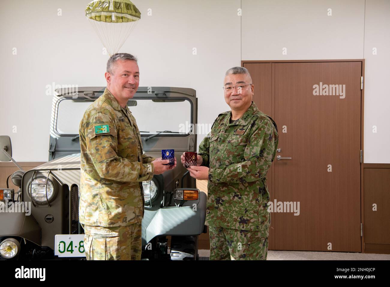 From left, Australian Army Major General Scott Winter, Commander 1st ...