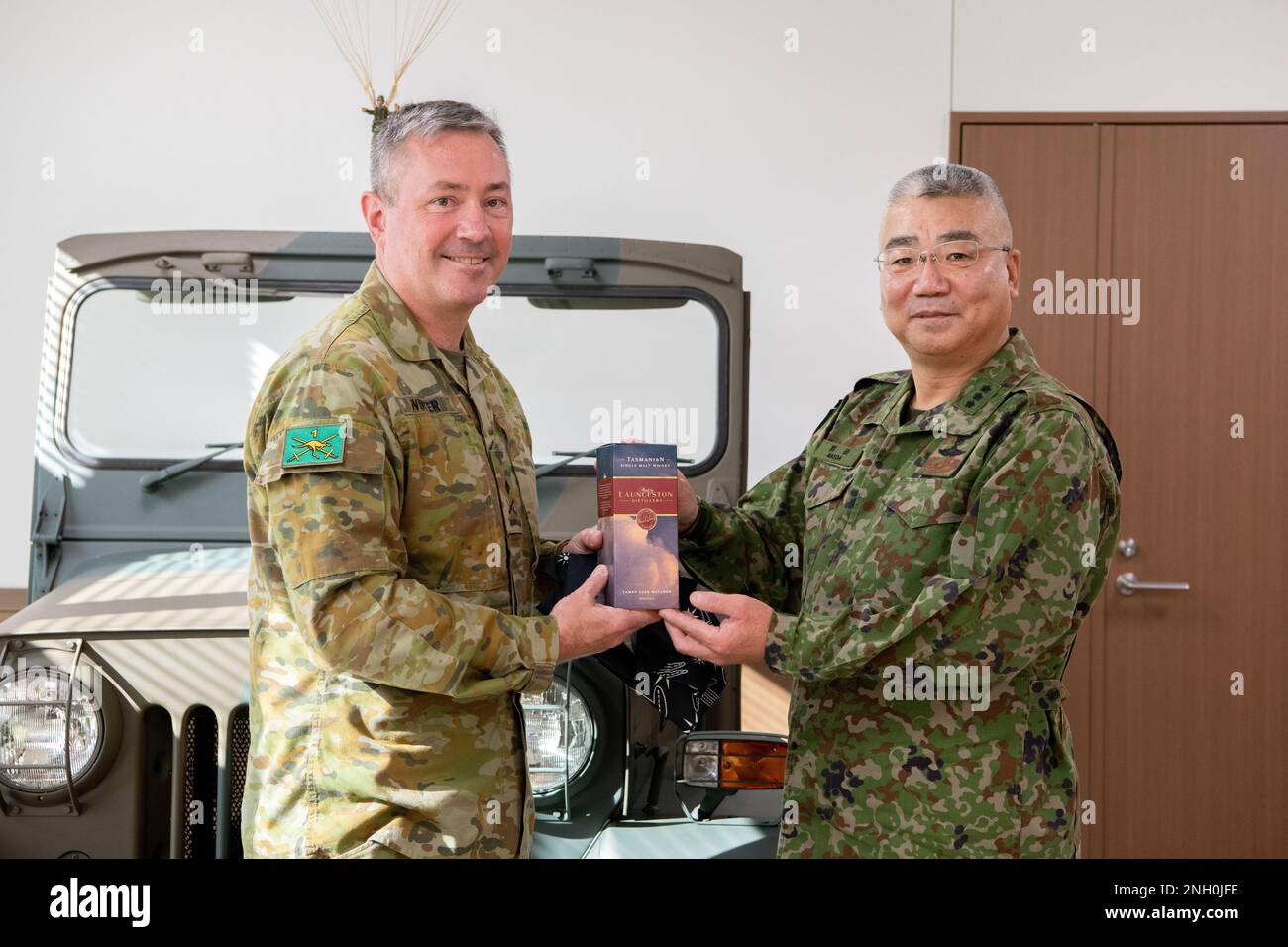 From left, Australian Army Major General Scott Winter, Commander 1st ...