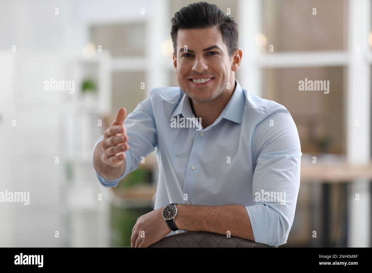 Businessman reaching out hand handshake hi-res stock photography and ...