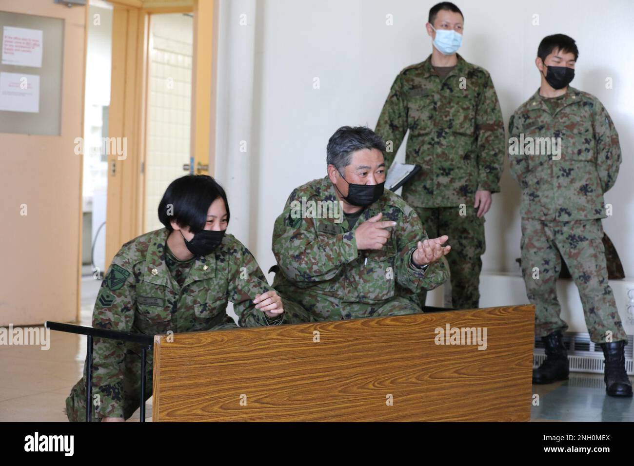 Japan Ground Self Defense Force members train with Soldiers of the ...