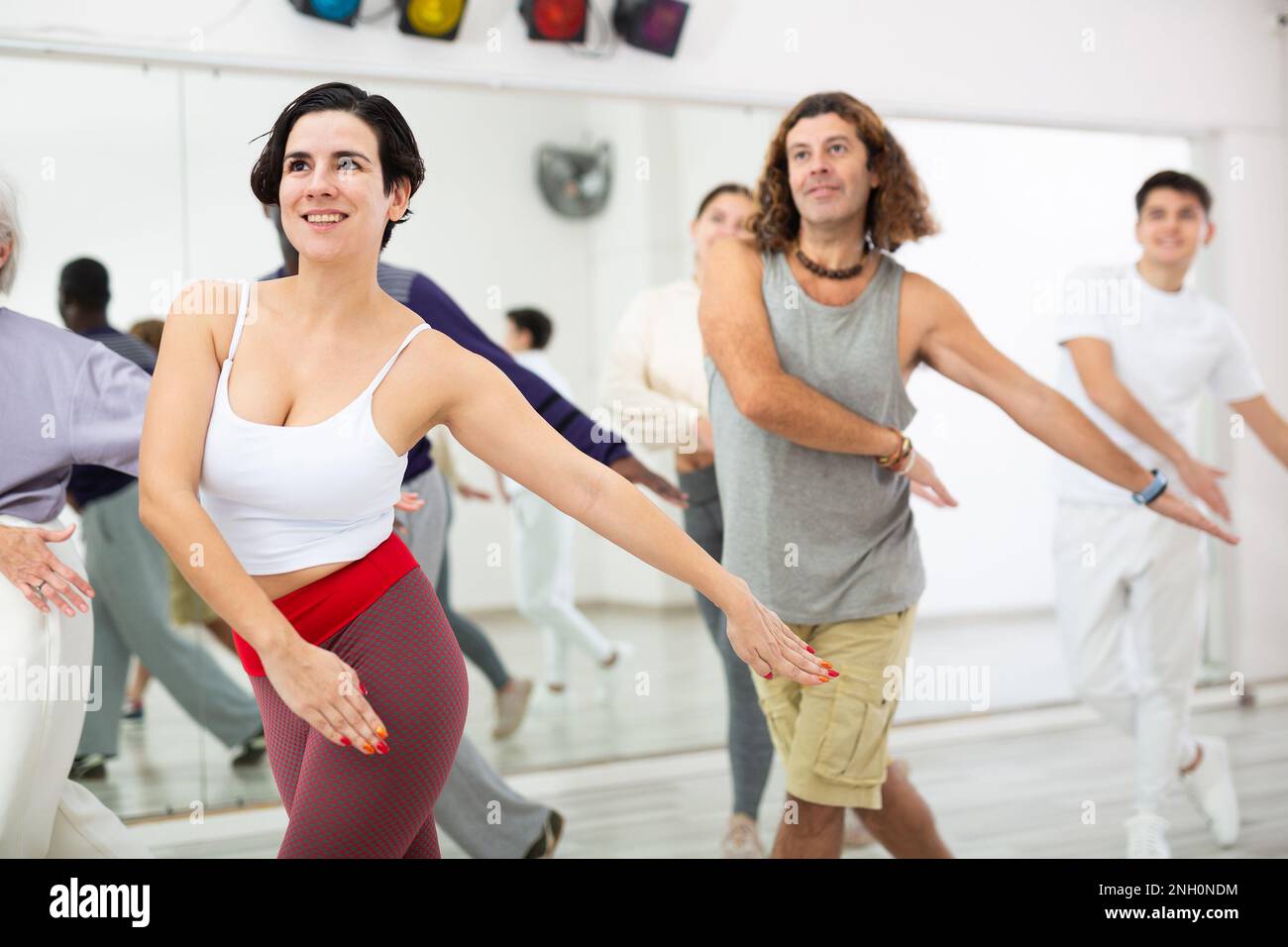 Women learning dance moves in hi-res stock photography and images - Alamy