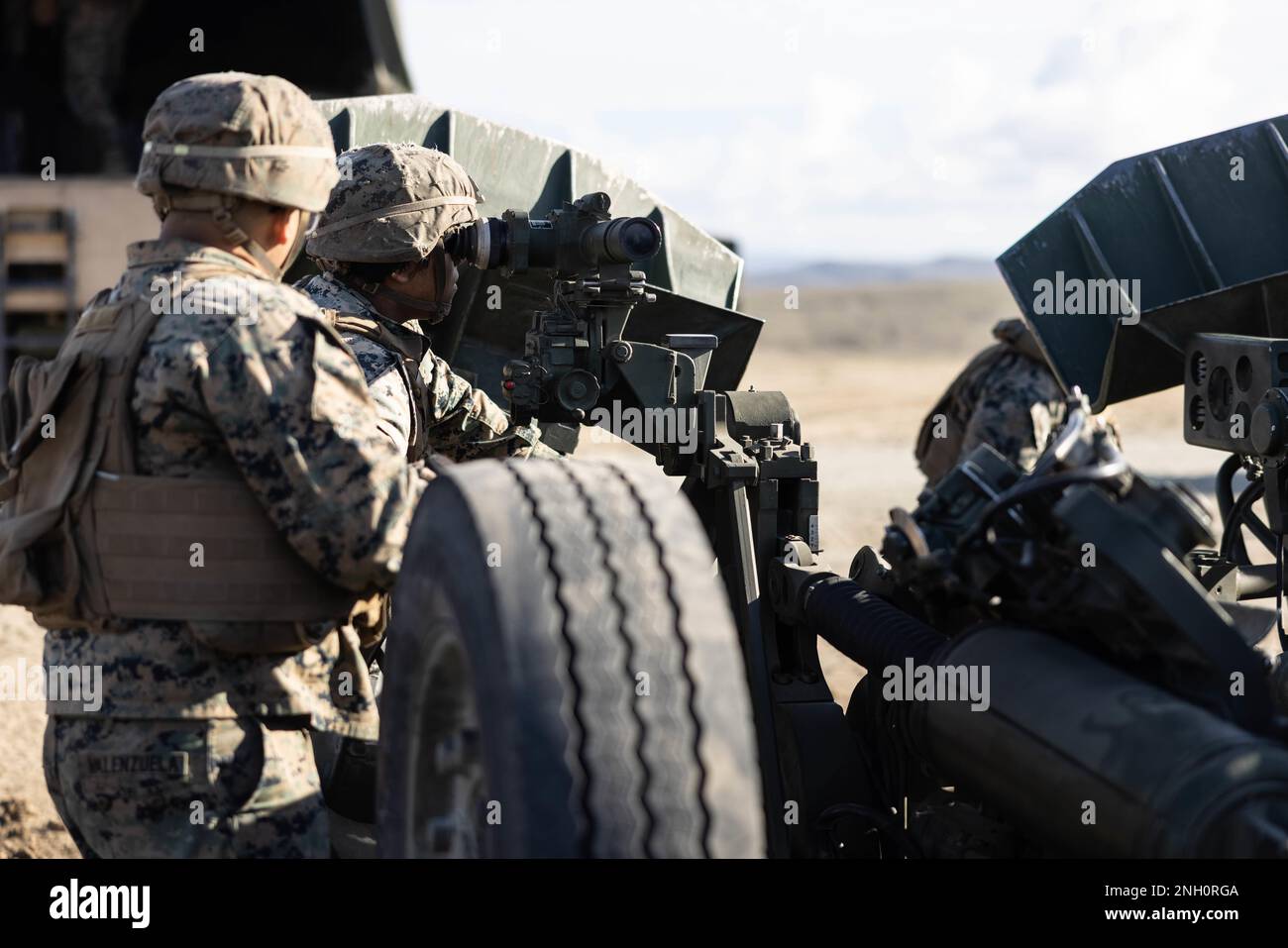 U.S. Marines with India battery, 1st Battalion, 11th Marine Regiment ...