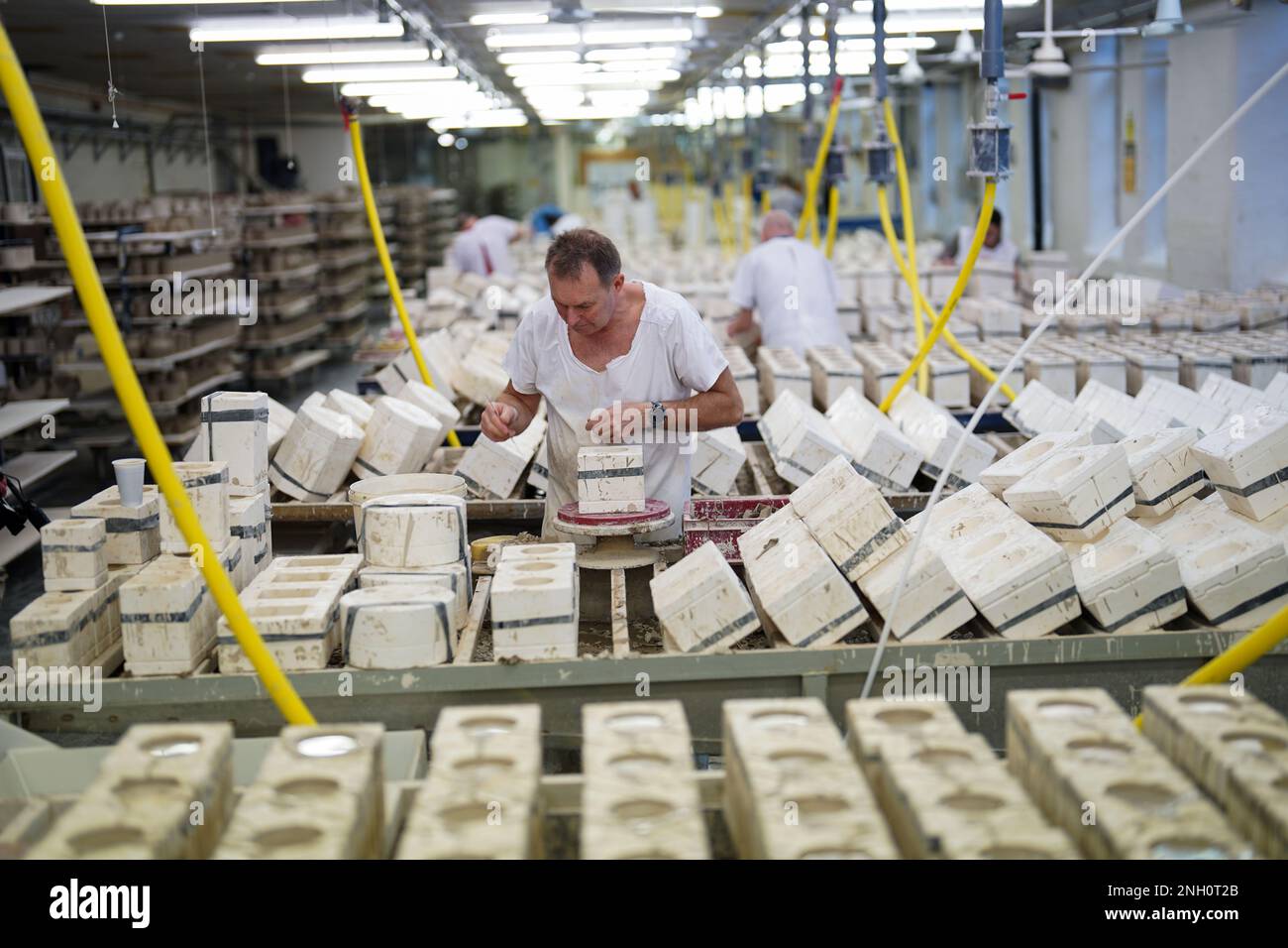 Workers at the Emma Bridgewater Pottery Factory in Stoke on Trent ...