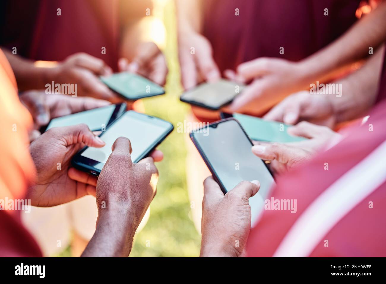 Soccer players on mobile phone hi-res stock photography and images - Alamy
