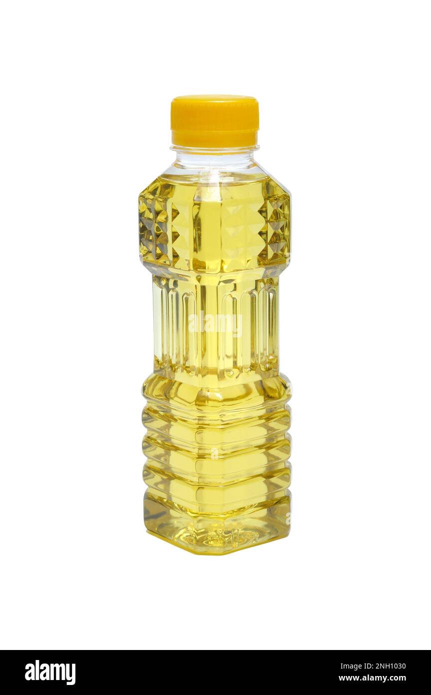 Palm cooking oil in a plastic bottle white background Stock Photo - Alamy