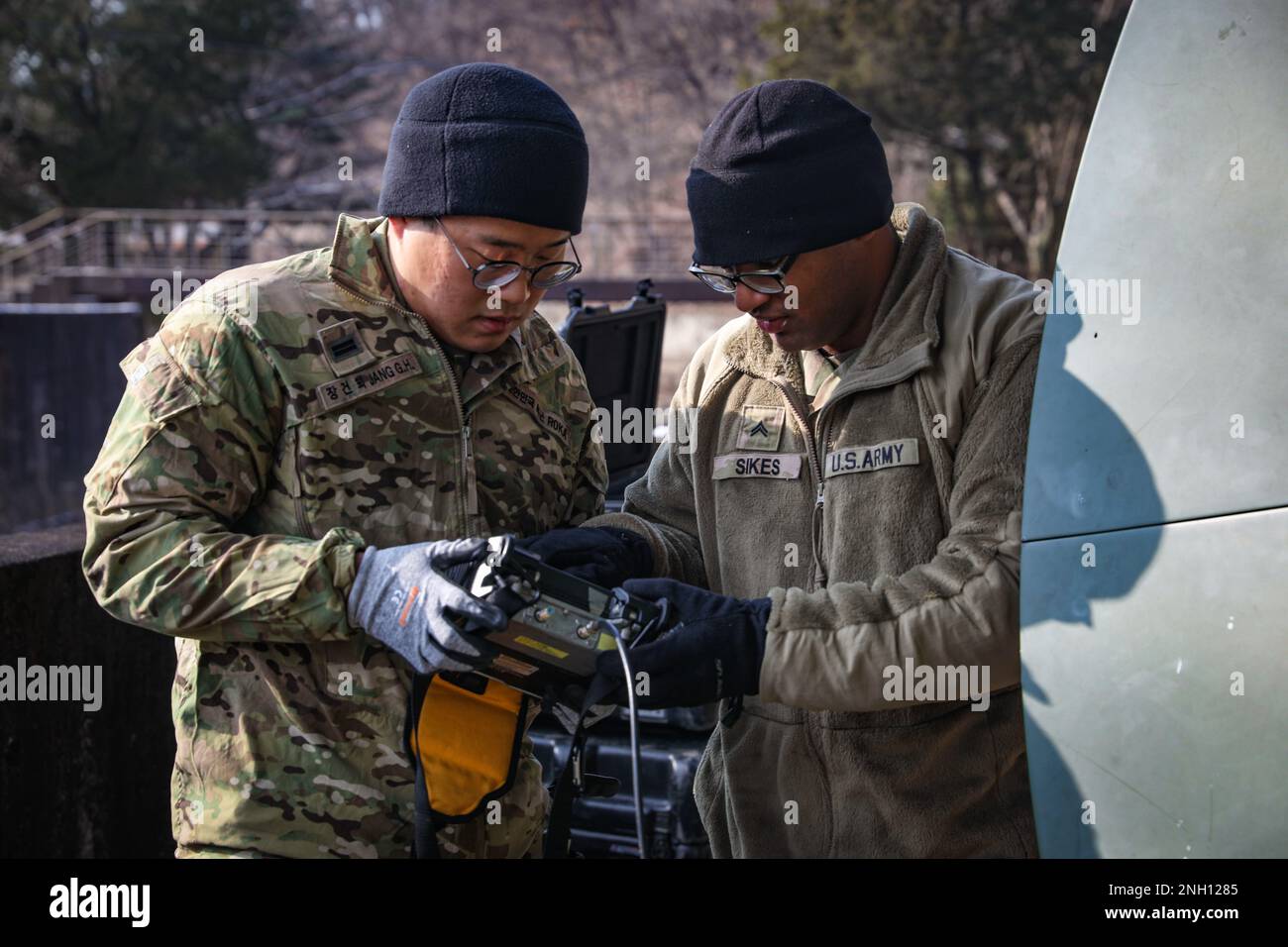 Army Sgt. Imon Sikes, a Army Radar Data Processing Equipment Repairman ...