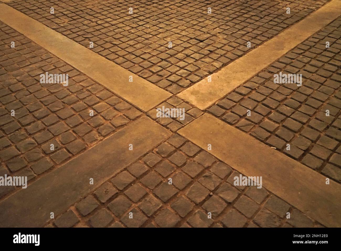 Natural stone tile hi-res stock photography and images - Alamy