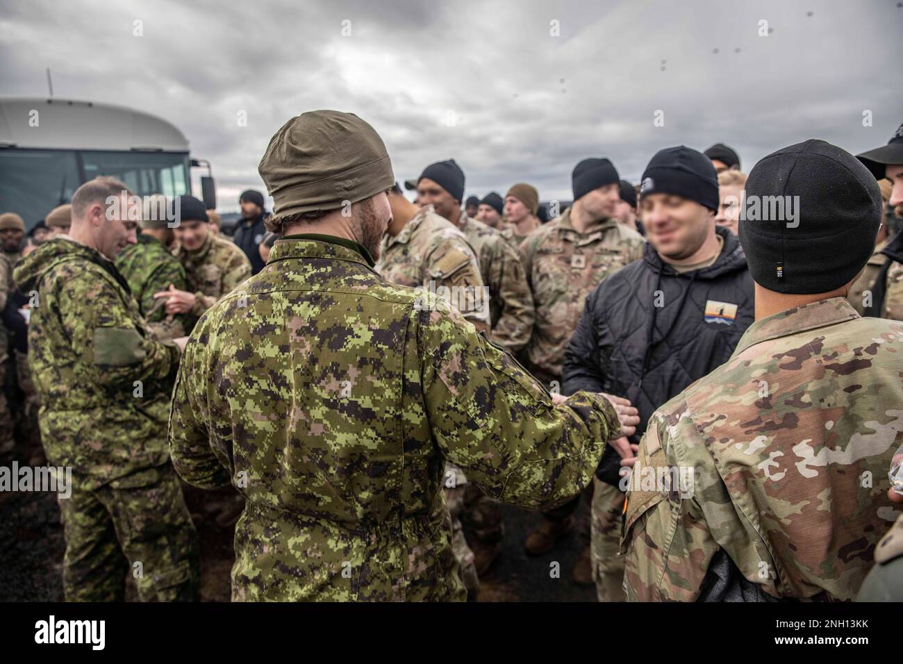 JOINT BASE LEWIS-MCCHORD, Washington- U.S. Army Soldiers with 1st ...