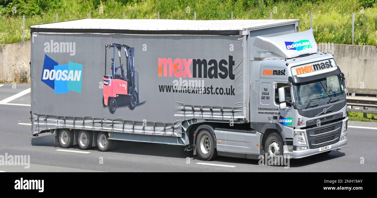 Volvo hgv semi lorry hi-res stock photography and images - Alamy