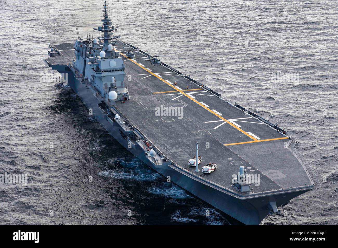 221206-N-FO714-1123 PHILIPPINE SEA (Dec. 6, 2022) An MH-60R Sea Hawk ...