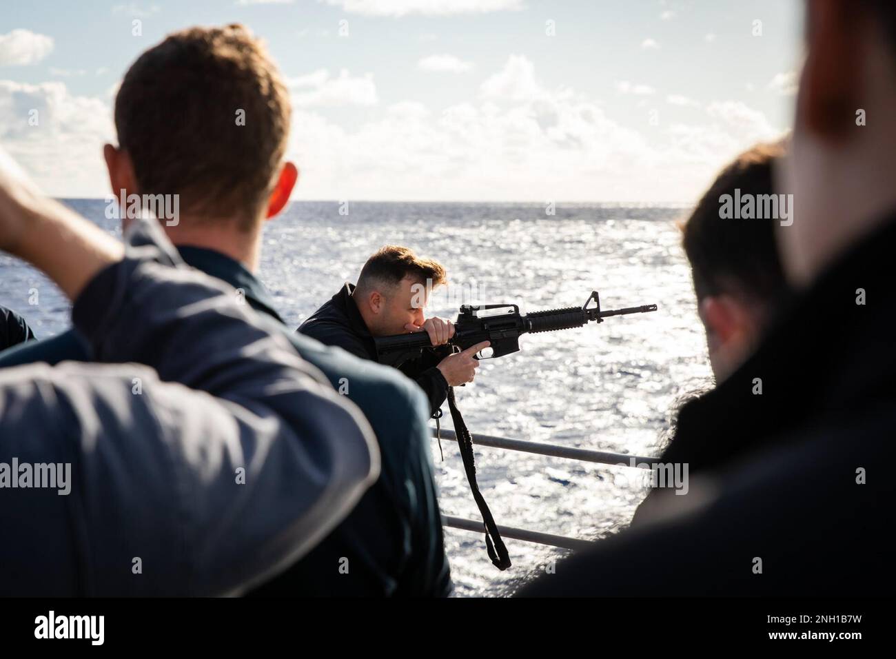 U s navy fire controlman 1st hi-res stock photography and images - Alamy