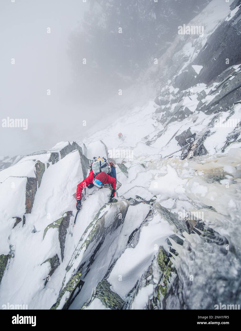 Masculine healthy rock climber hi-res stock photography and images - Alamy
