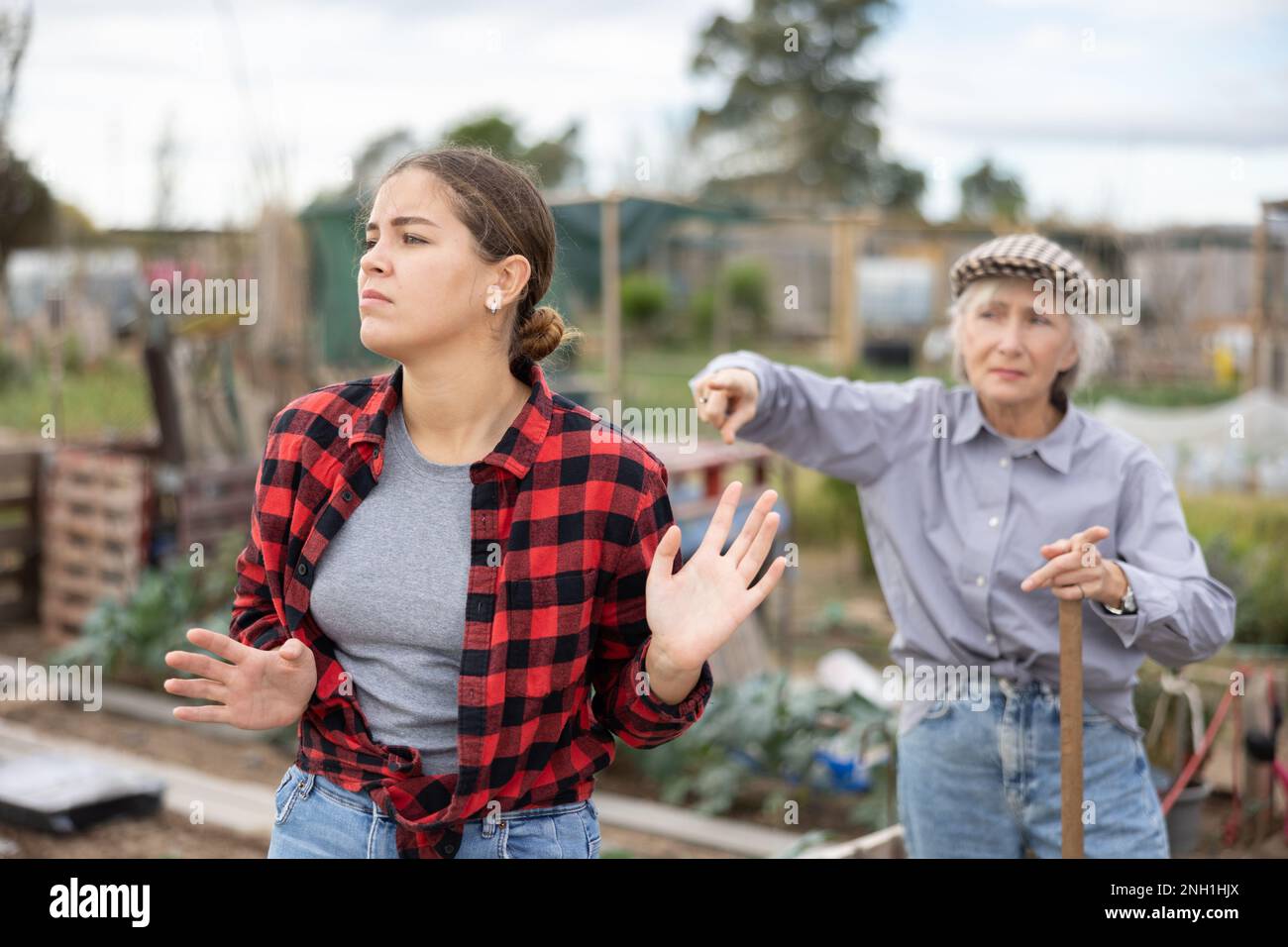 Angry farmers meeting hi-res stock photography and images - Alamy
