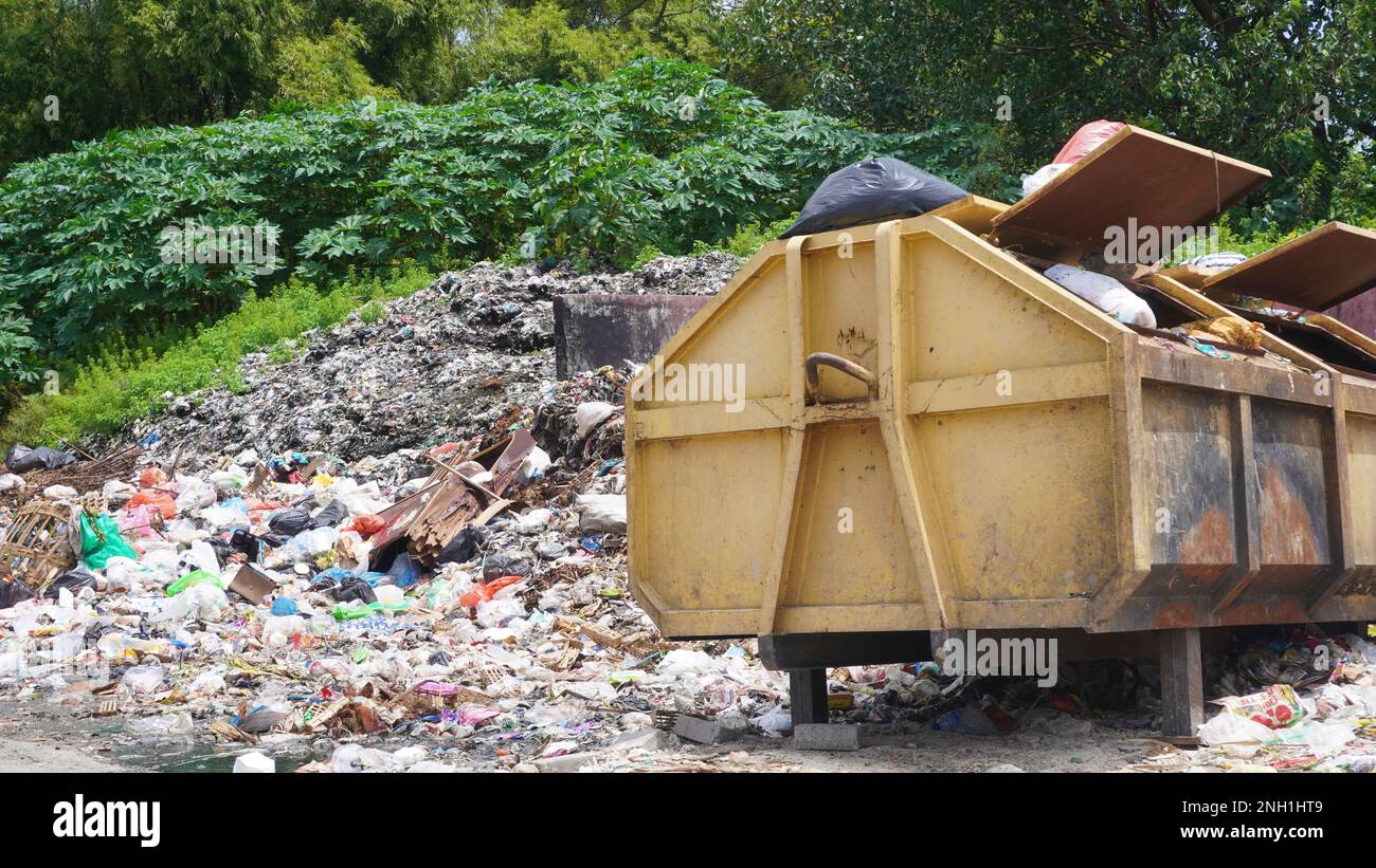 Surabaya, East Java, Indonesia - February, 2023 : piles of garbage in ...