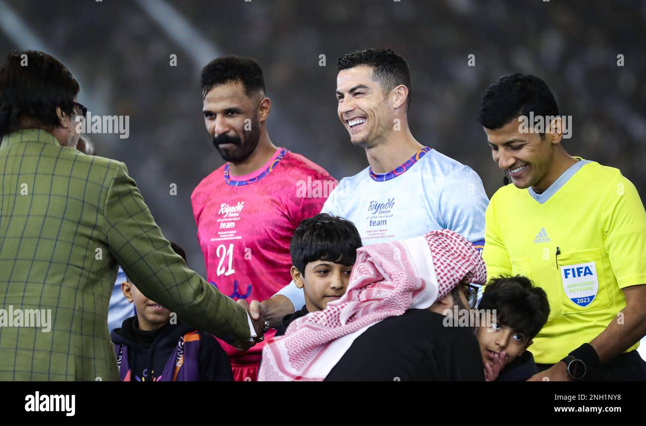 Cr7 hands hi-res stock photography and images - Alamy