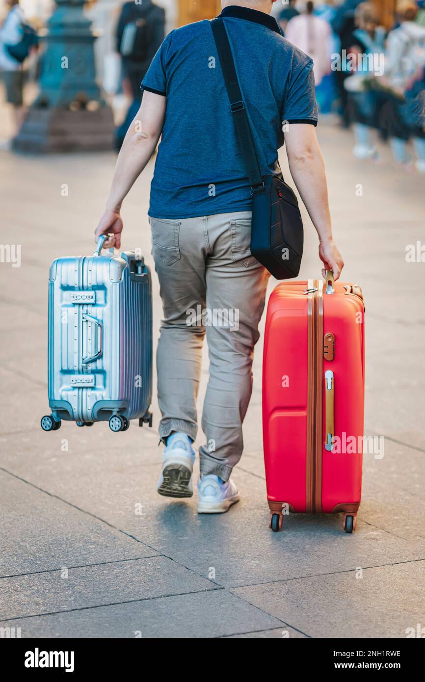 Tourism man hi-res stock photography and images - Alamy