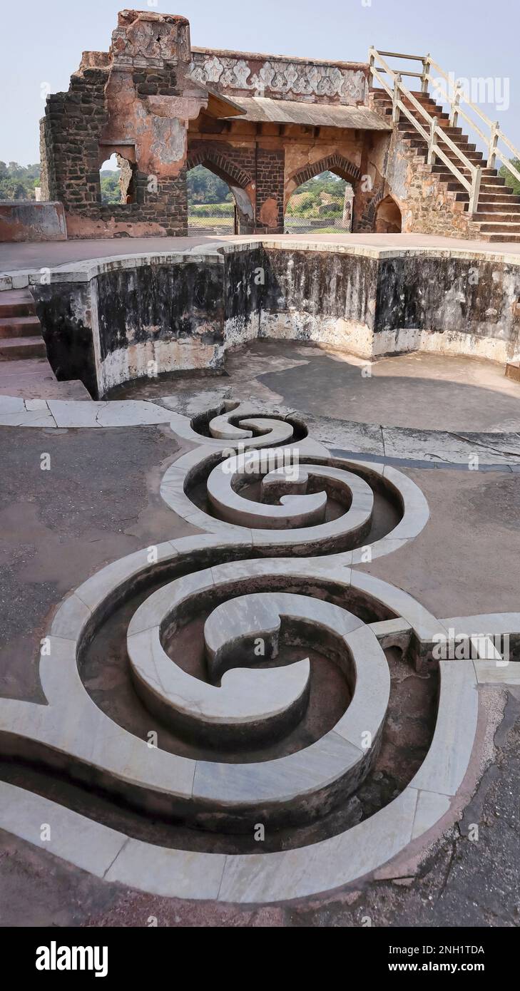 Water System for the pool of Jahaz Mahal, Mandu, Dhar, Madhya Pradesh ...