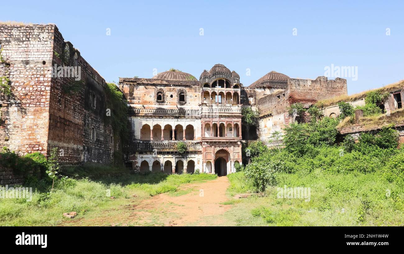 Old narshinghgarh fort hi-res stock photography and images - Alamy
