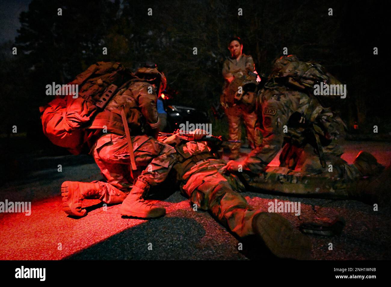 U.S. Air Force Airmen assigned to the 1st Combat Camera Squadron and ...