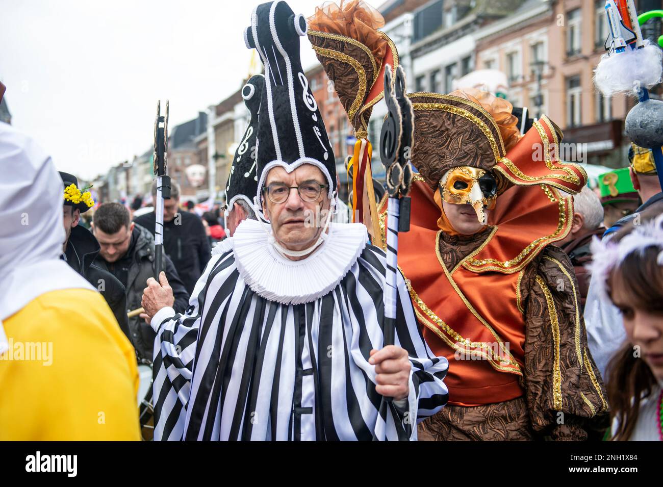 Carnaval de Binche dimanche gras Stock Photo - Alamy