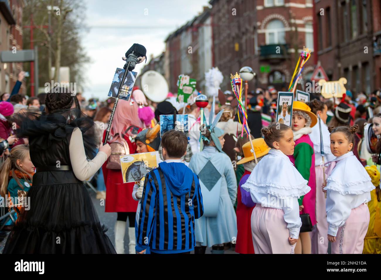 Carnaval de Binche dimanche gras Stock Photo - Alamy