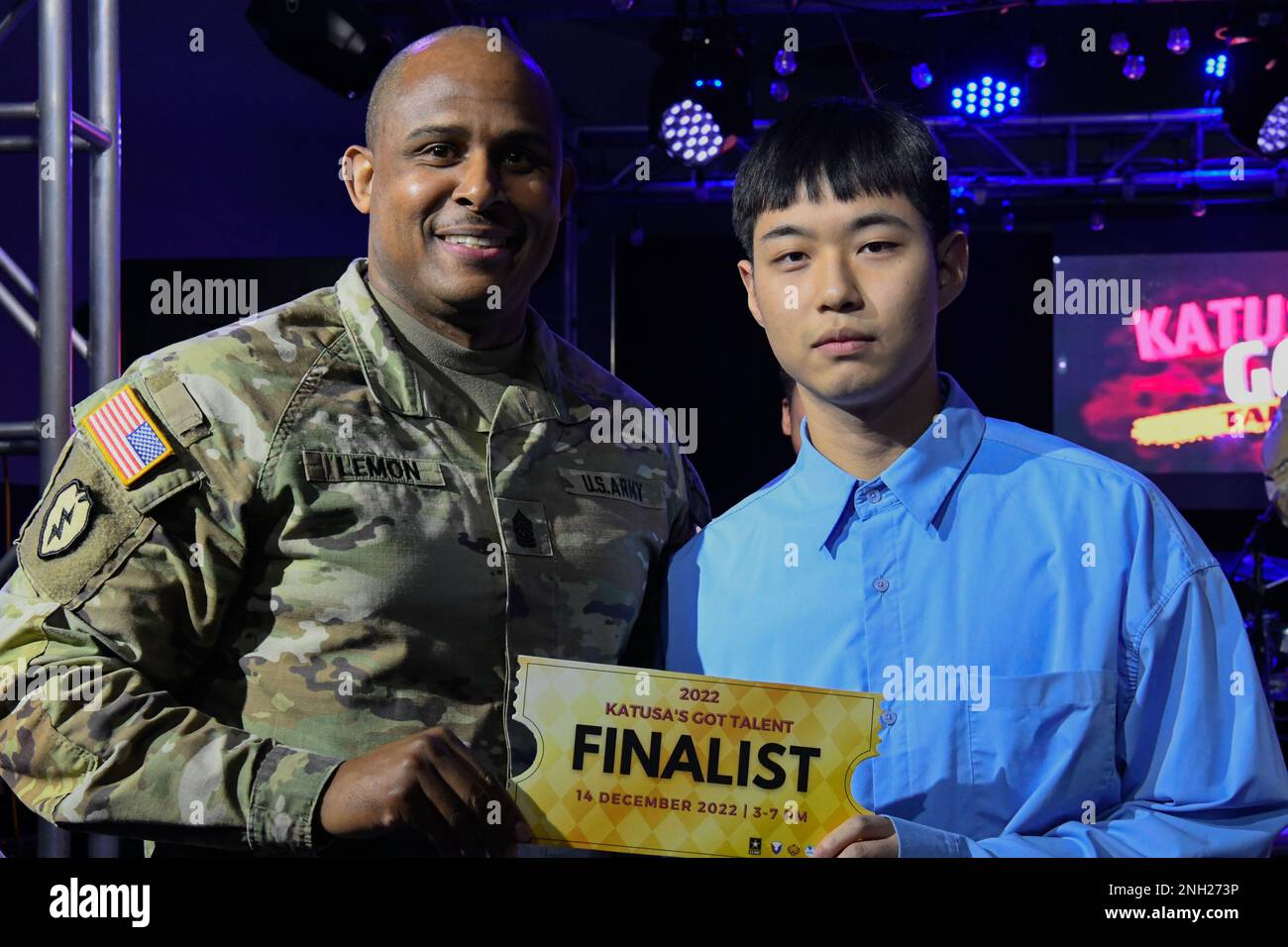 South korea soldiers young hi-res stock photography and images - Alamy