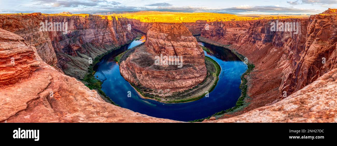 The Horseshoe Bend incised meander of the Colorado River located near ...