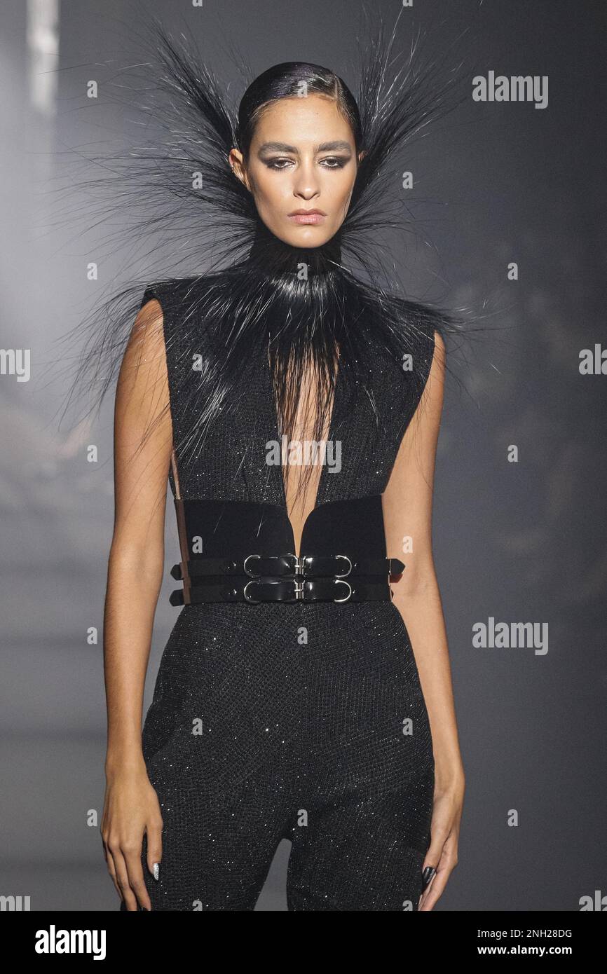 Freemasons Hall, London, UK. 19th Feb, 2023. Models on the catwalk ...