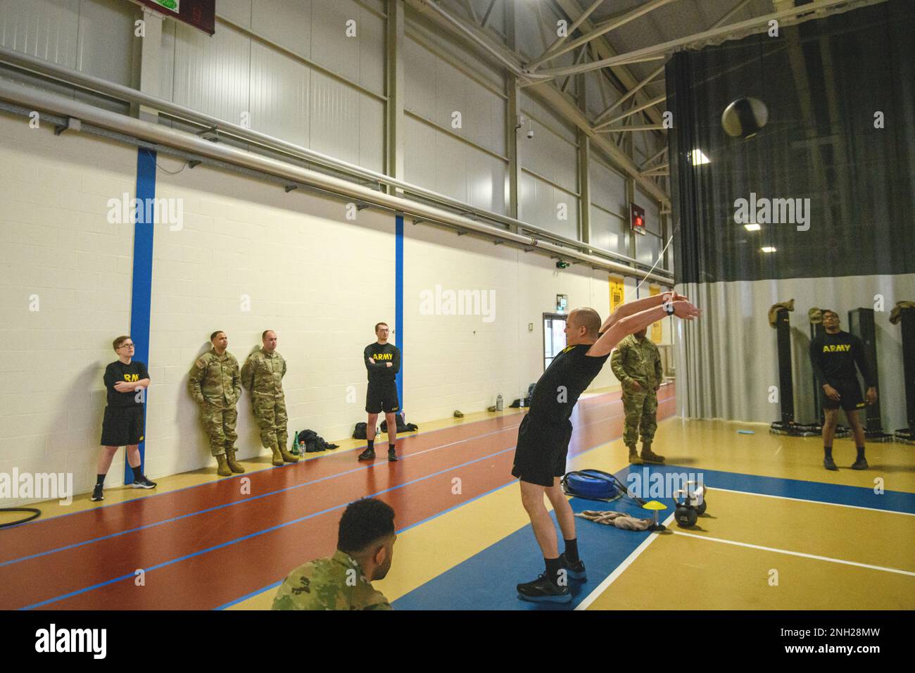 U.S. Army Sgt. Sean Bean, a Nodal Network Systems Operator assigned to ...