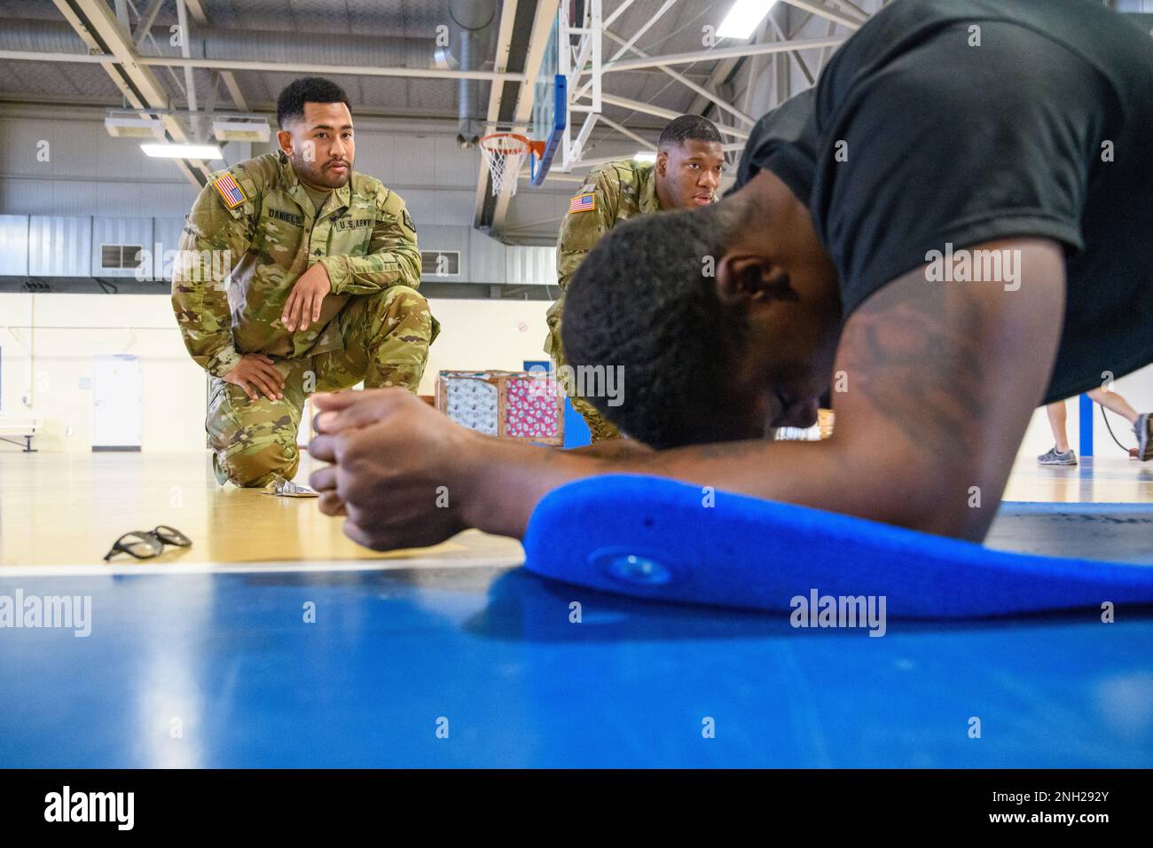 U.S. Army Sgt. Julian Daniels (left) and Staff Sgt. Brian Hendry (right ...