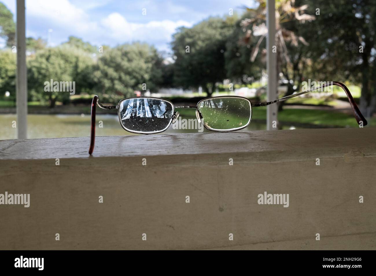 Left wall hi-res stock photography and images - Alamy