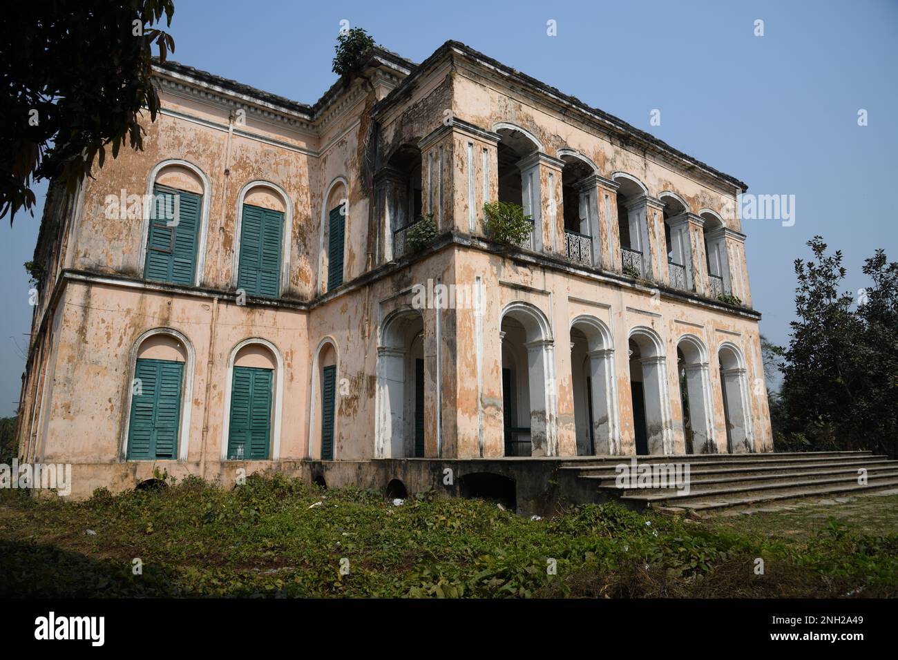 Main building (southern facade) of the Sinha Raya Baganbati Estates ...