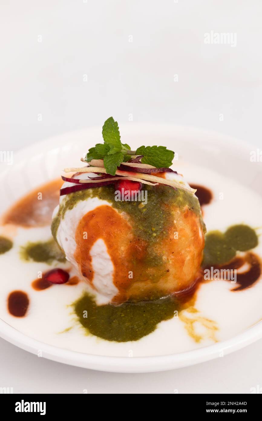Moong daal chaat hi-res stock photography and images - Alamy