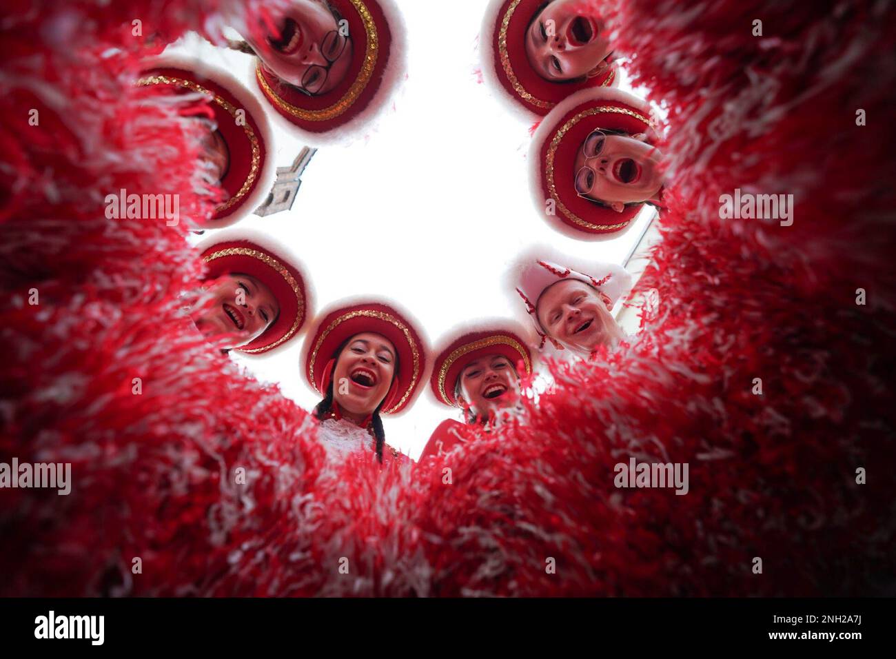 Marne, Germany. 20th Feb, 2023. Members of the Marner Karnevals ...