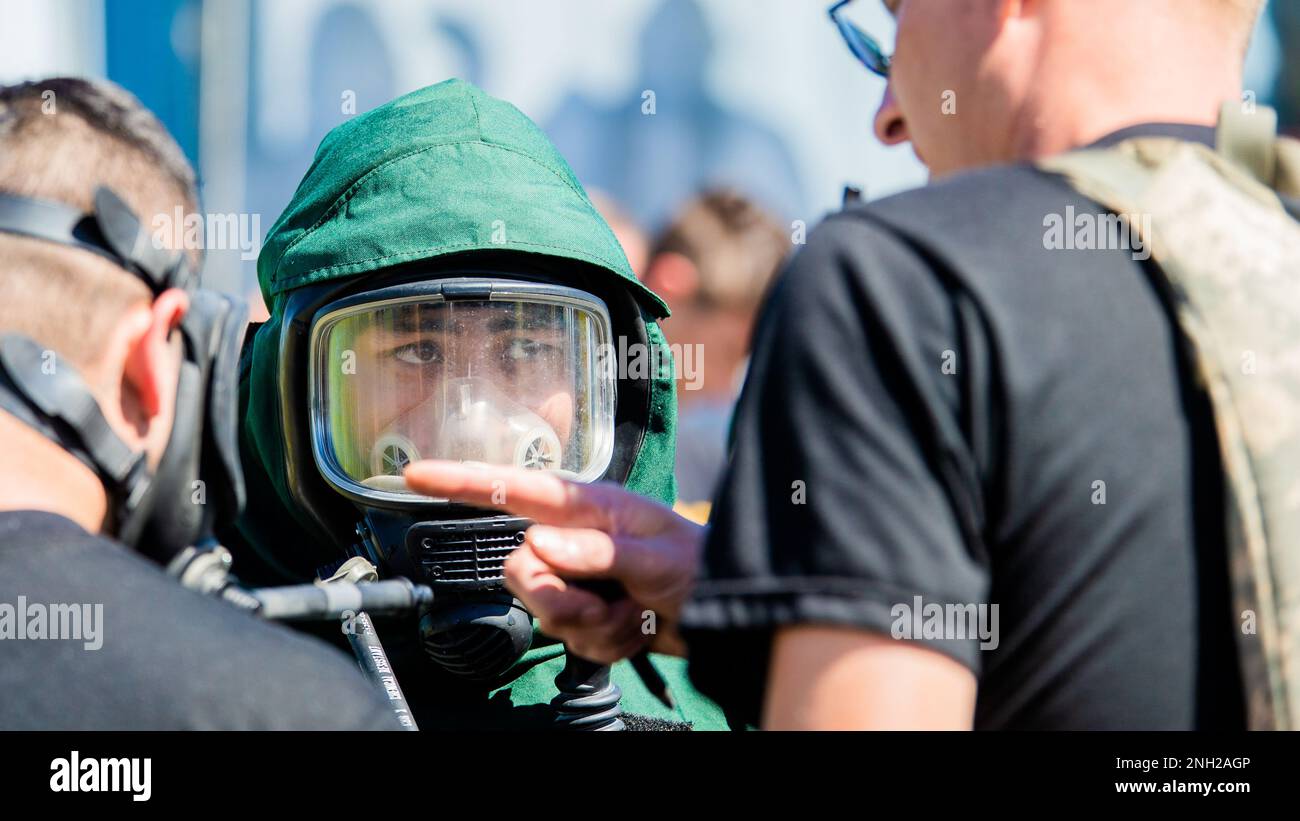 Airmen and soldiers from the Indiana National Guard establish, operate ...