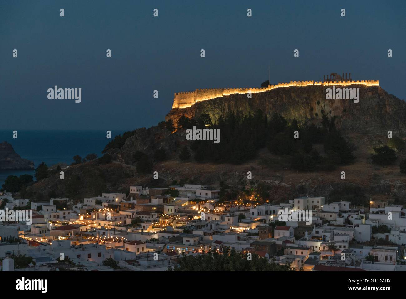Lindos night greek islands greece hi-res stock photography and images ...