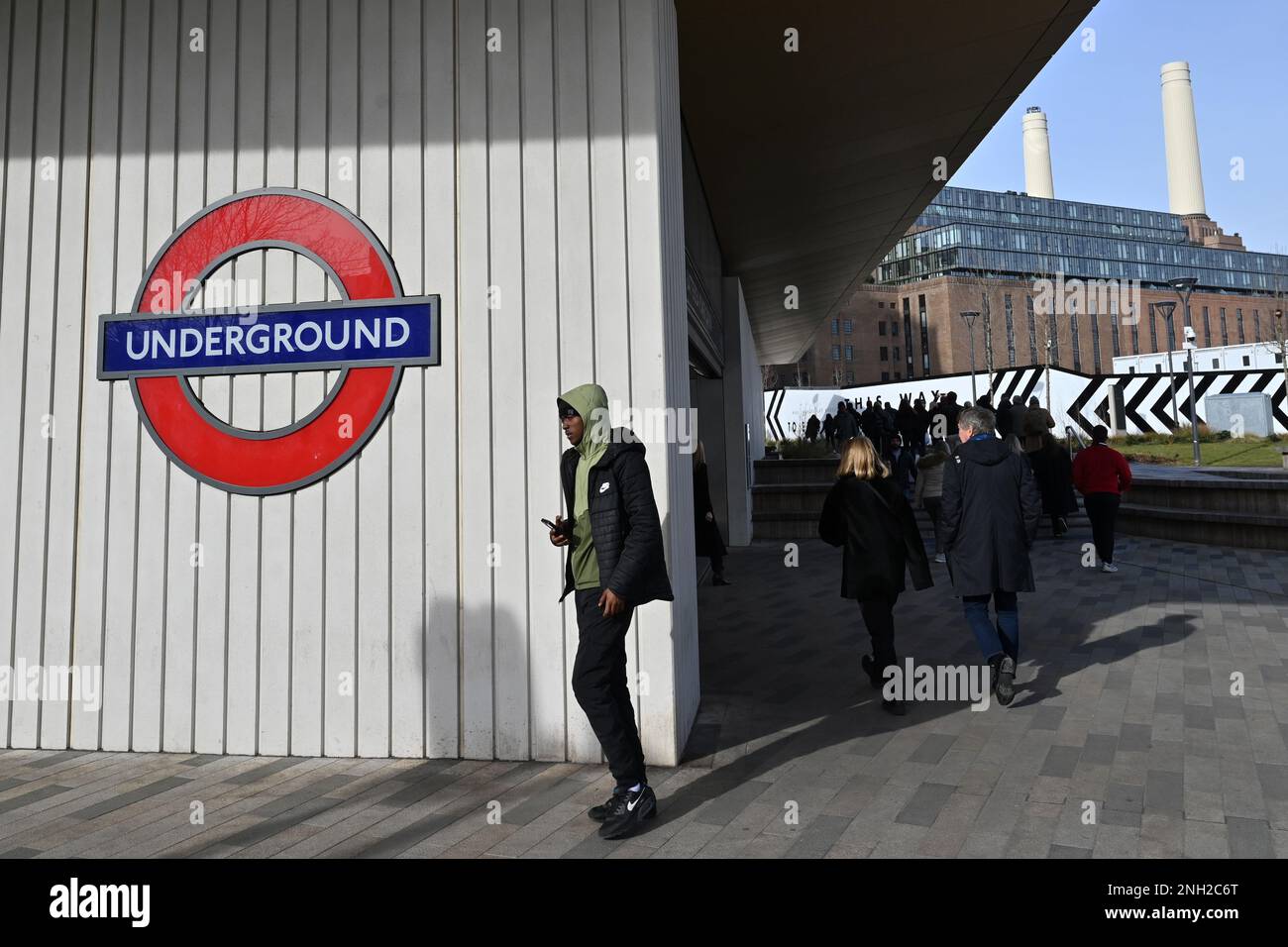 Battersea Power Station Underground Station by new build apartments ...
