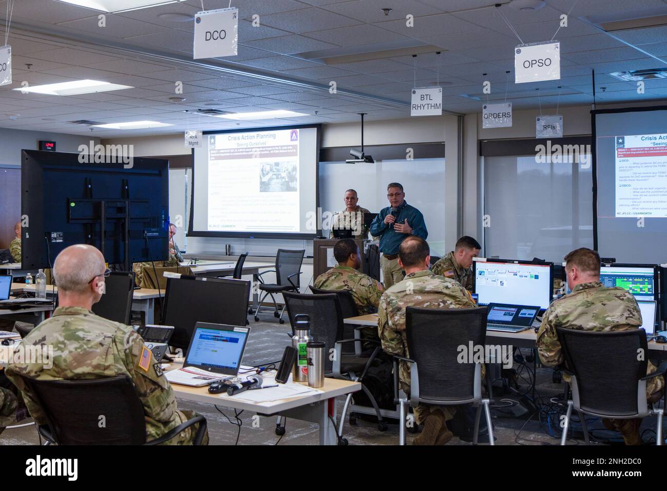 Defense coordinating element hi-res stock photography and images - Alamy