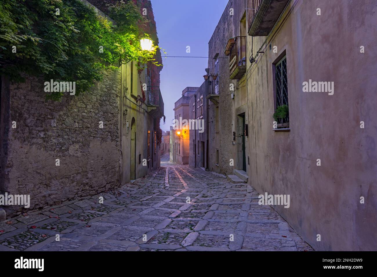 Medieval villages sicily hi-res stock photography and images - Alamy