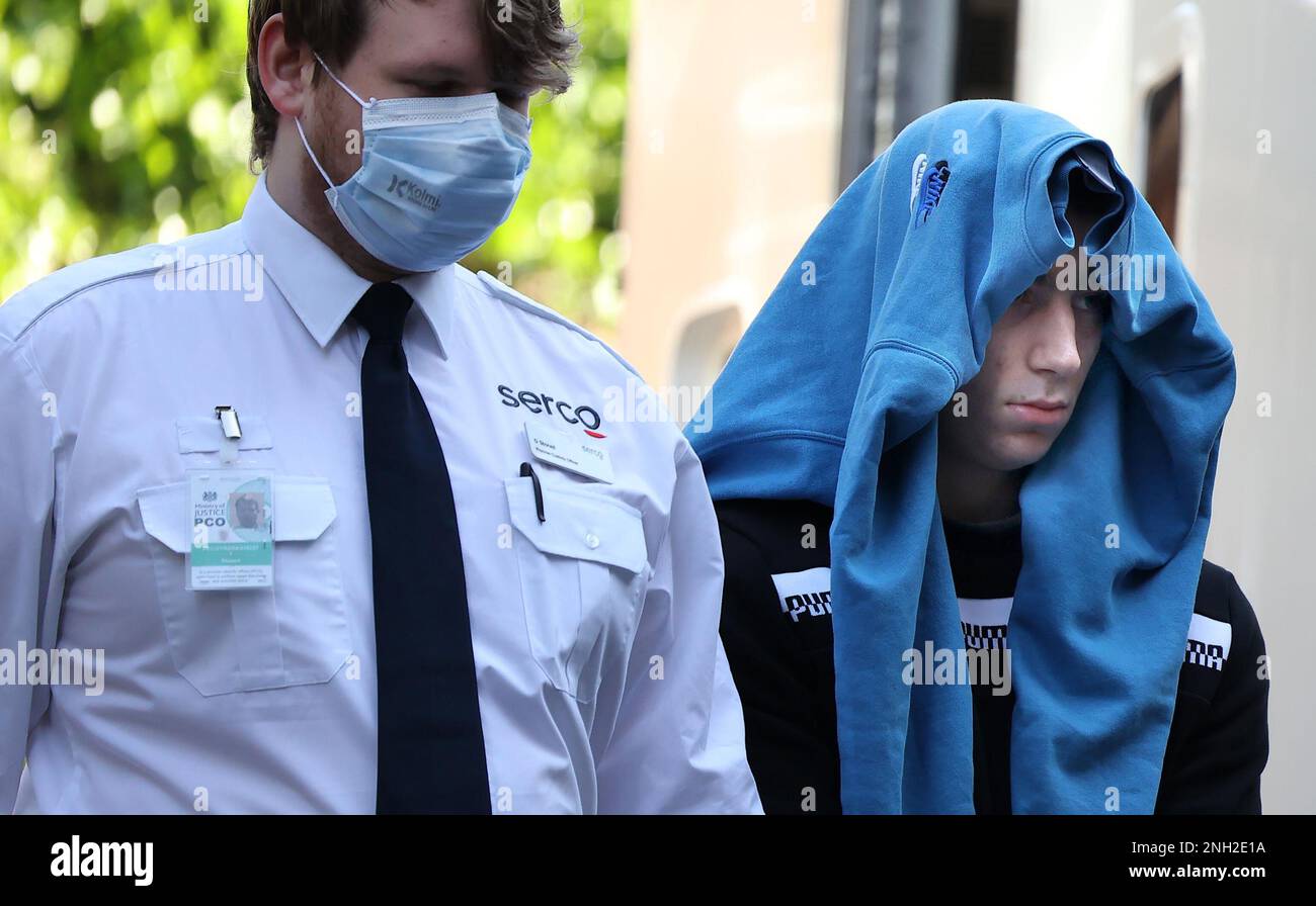 News courts murder hi-res stock photography and images - Alamy