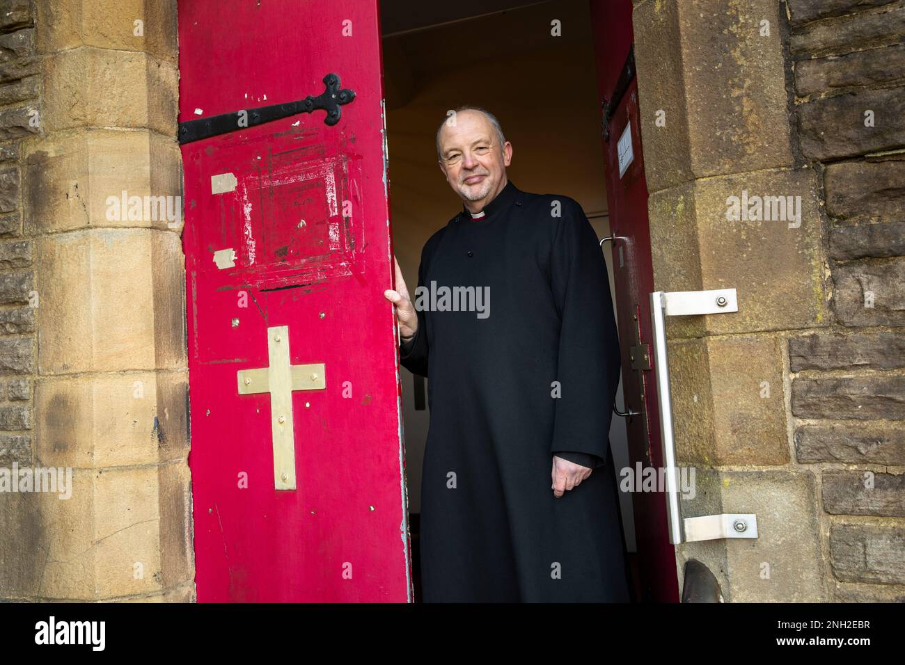 Gay vicar hi-res stock photography and images - Alamy